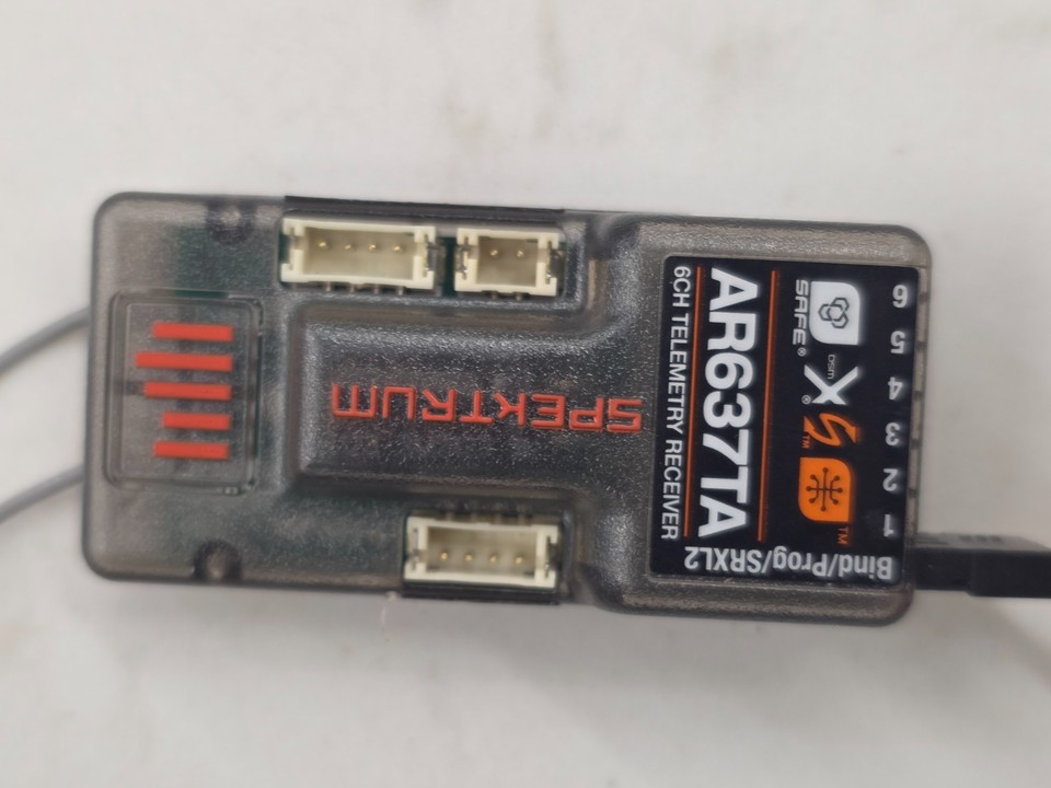 Spectrum AR637TA receiver for airplane -removed from E-flight SR22 BNF ...
