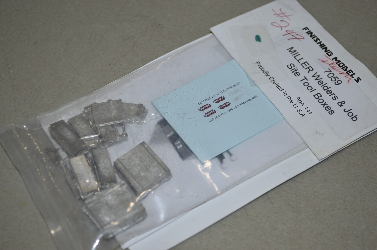 HO scale details Custom Finishing Models 247 Miller welder & jobsite ...