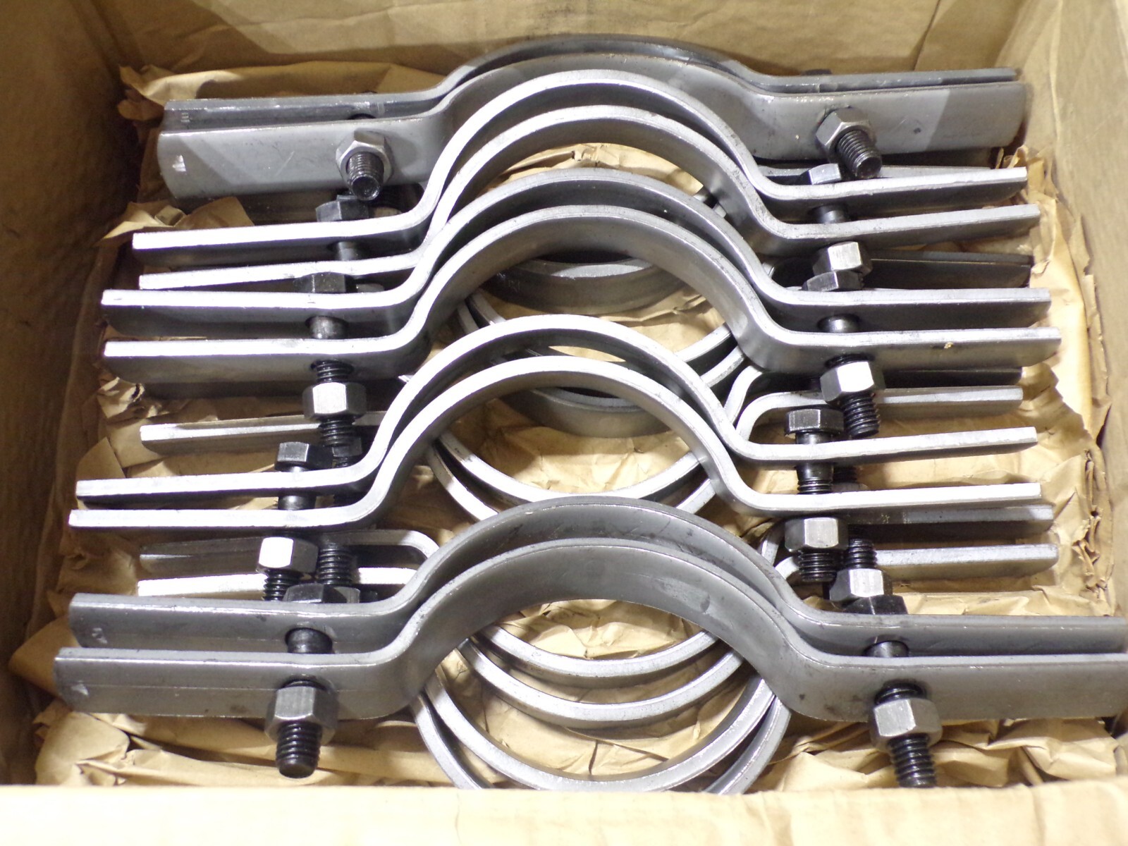 ANVIL 0500173604 Riser Clamp,Pipe Sz 4 In,12 7/8 In L PK 10 (G) | eBay