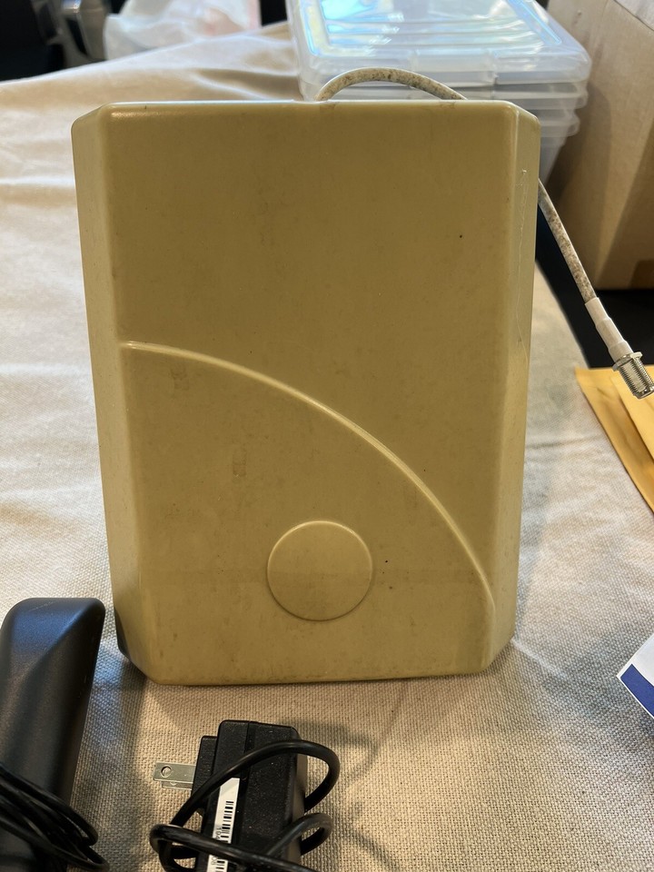 WeBoost Home Room Cell Phone Signal Booster 1500 sq ft - 472120R | eBay