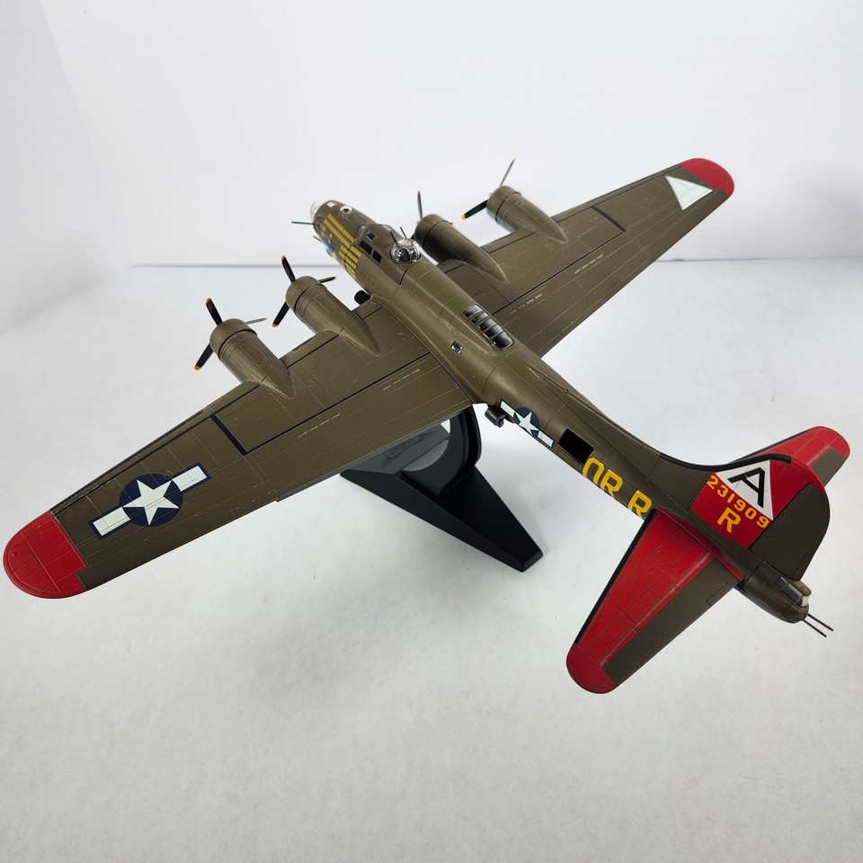 Corgi Flight Line 1/72 Scale Boeing B-17G "Nine O Nine" 91st BG 323rd ...