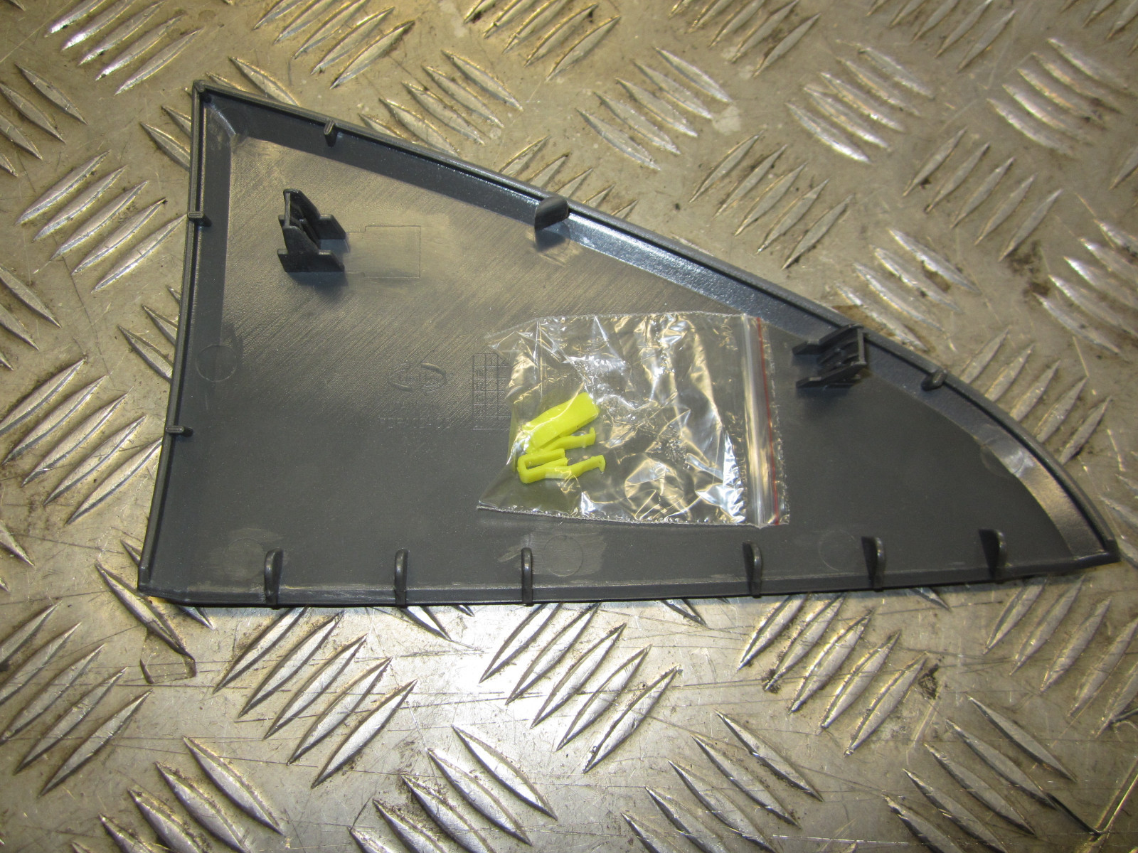 FITS FOR FORD FALCON BA BF DASH BOARD COVER / TRIM TRIANGLE ICC COVER ...