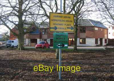 Photo 6x4 Ongoing development Basingstoke Signs for prospective home ...