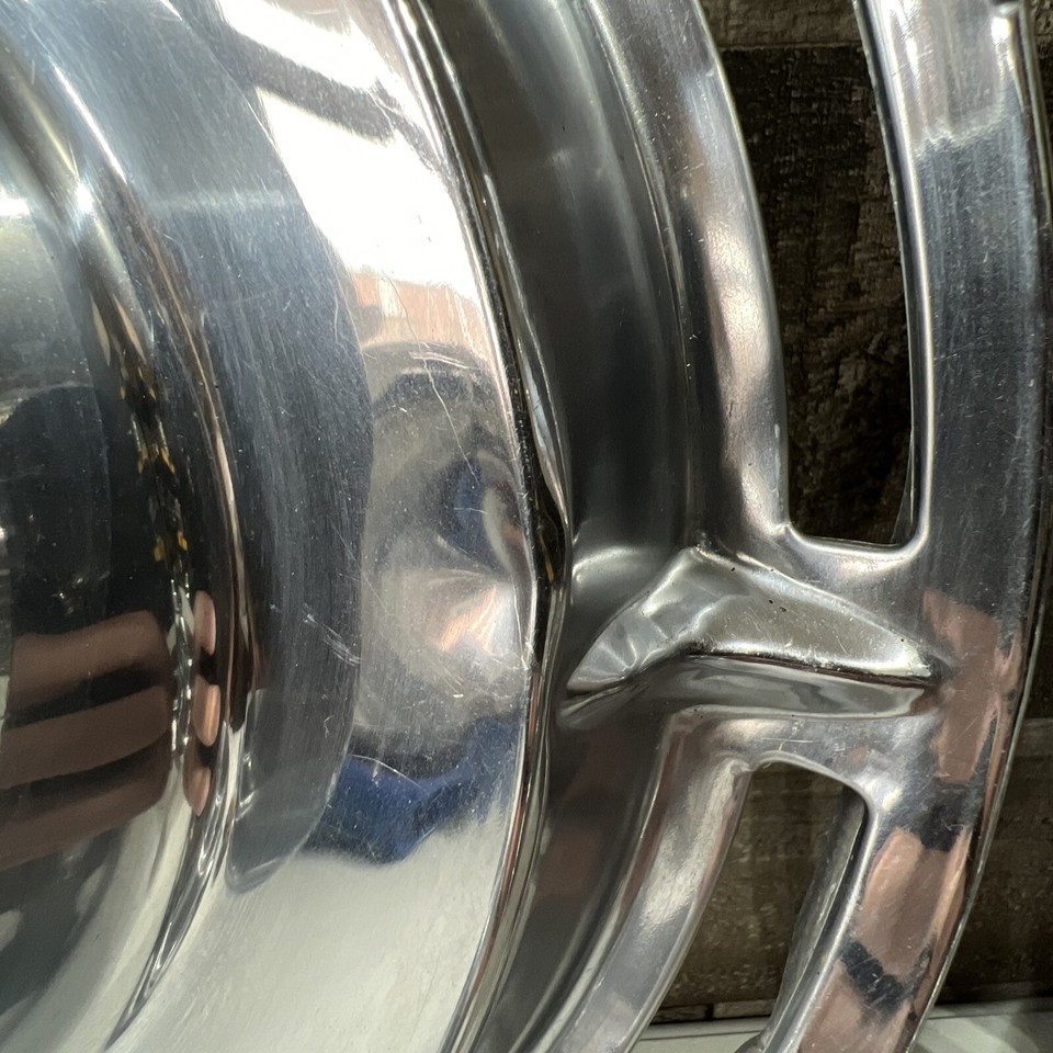 1959-1960 Chevrolet Corvette Impala Hubcaps Wheel Covers 14" | Genuine ...