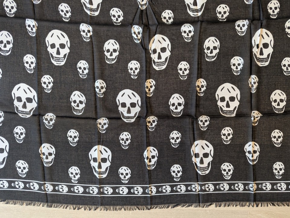 Alexander McQueen Signature Skull Print Silk Scarf Black Designer ...