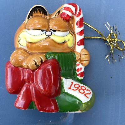 VINTAGE Enesco 1982 Garfield Christmas Tree Ornament Bow & Candy Cane ...