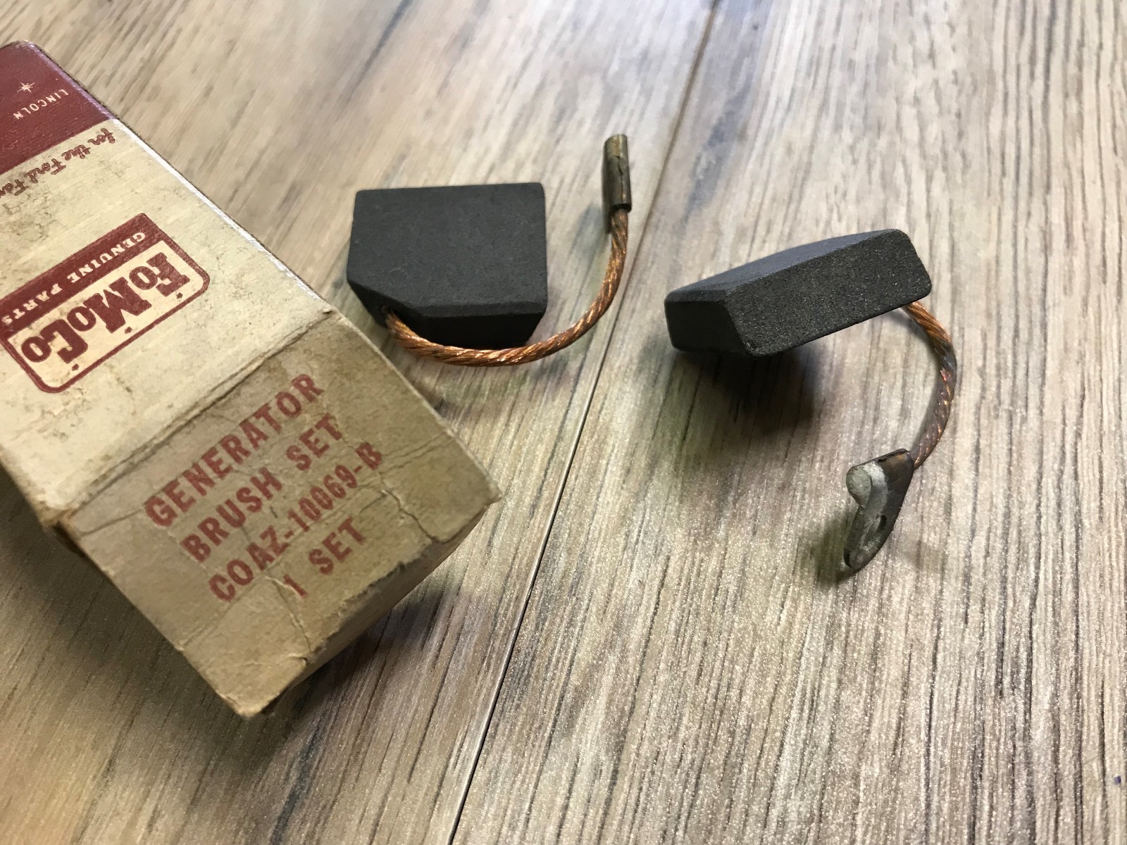 NOS GENUINE FORD FOMOCO GENERATOR BRUSH SET C0AZ-10069-B | eBay
