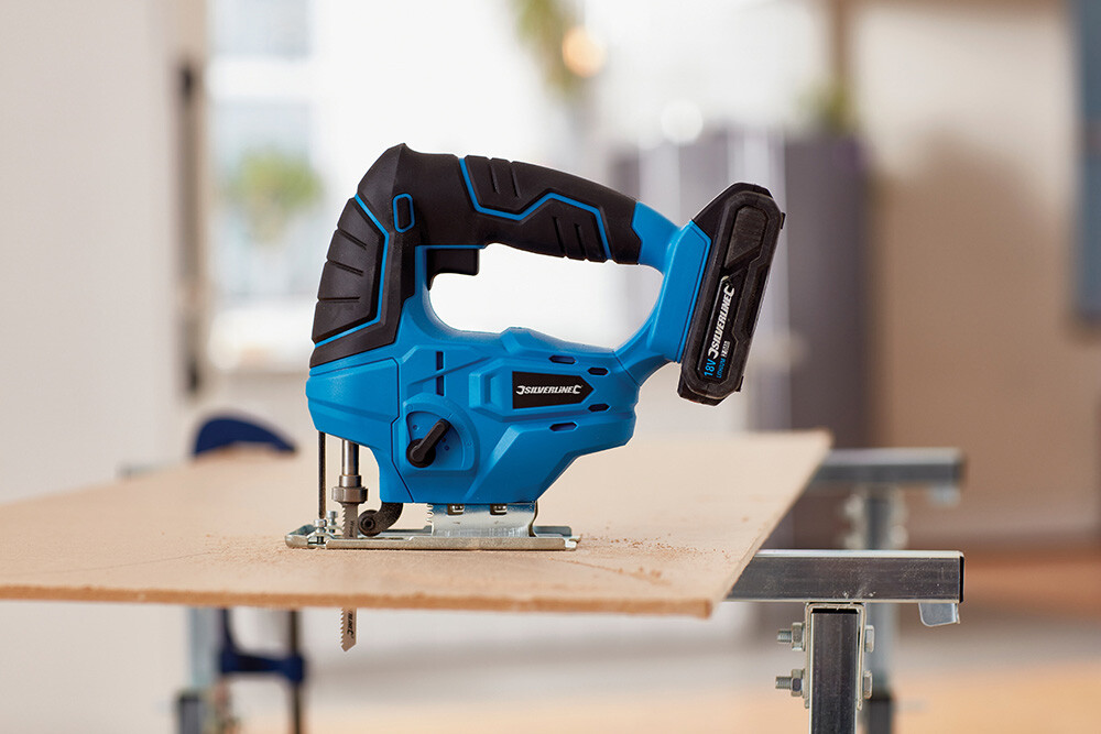 Silverline 18V Cordless Jigsaw Variable Speed 2Ah Li-ion Battery Fast ...