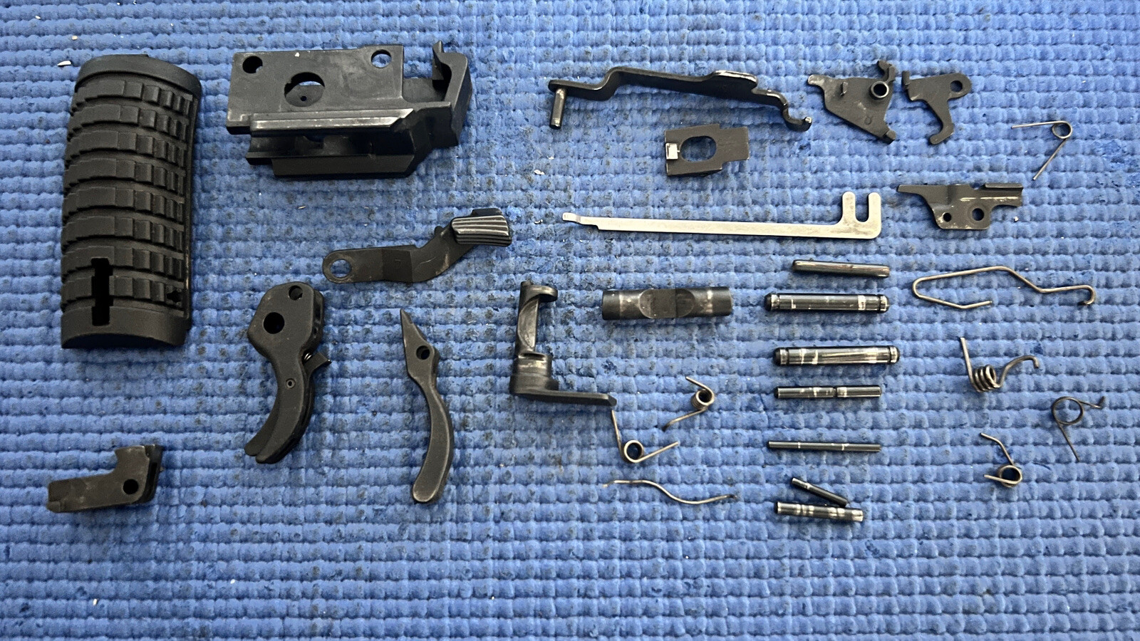 Springfield Armory XDM 9 .9mm Slide Stop Locking Block Trigger Back ...