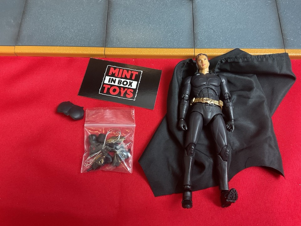 Bootleg/ko Mafex Batman Begins | eBay