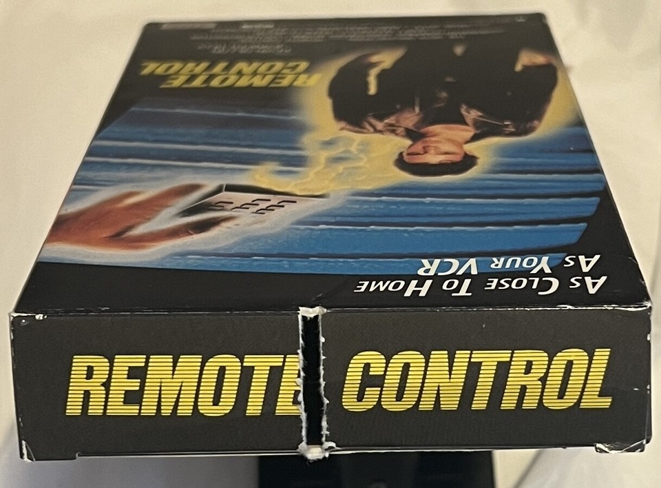 Remote Control [VHS Tape] Kevin Dillon & Jennifer Tilly - 012235102237 ...
