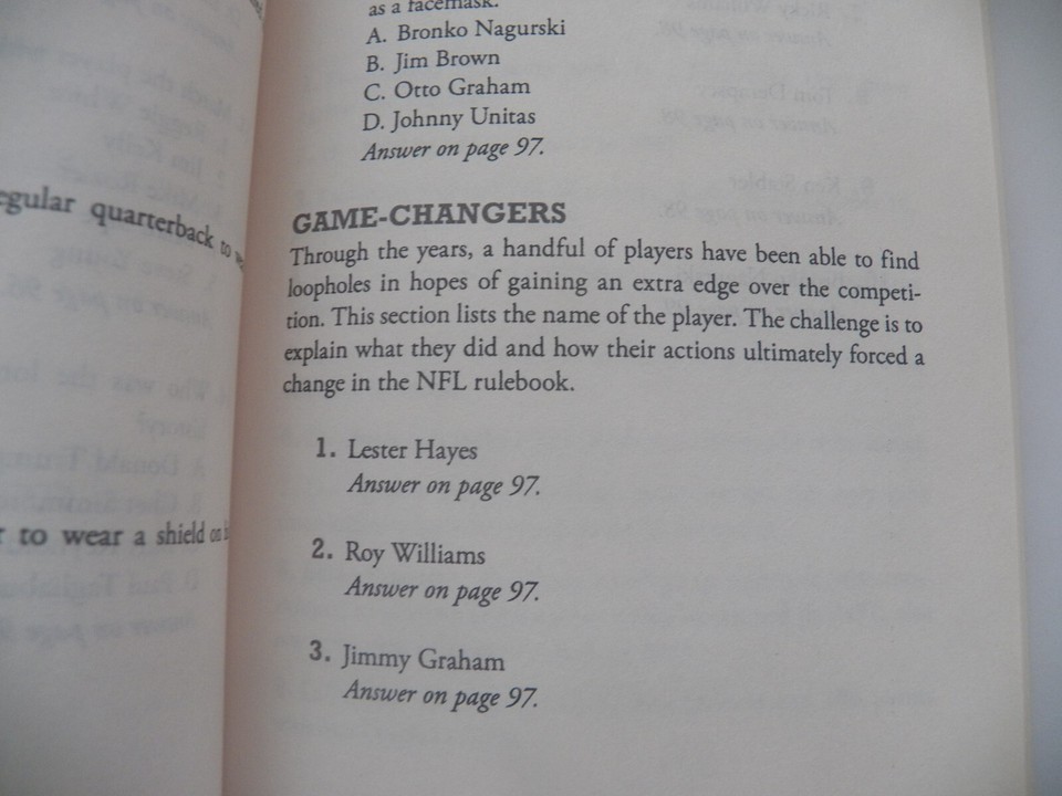 The Ultimate Football Trivia Book : 600 Questions for the Super-Fan by ...