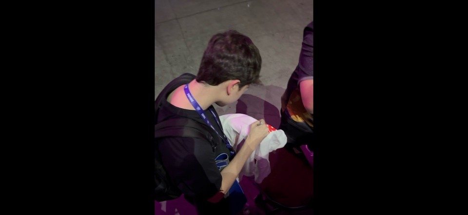 SIGNED FNCS T-shirt, 2025 fncs pro am shirt signed by Bugha, Rezon, and ...