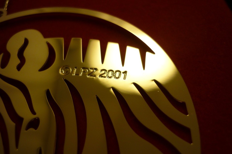 3 LINCOLN PARK ZOO ORNAMENTS 2001 HEYN CUBACUB & GREVY'S ZEBRA BEARS ...