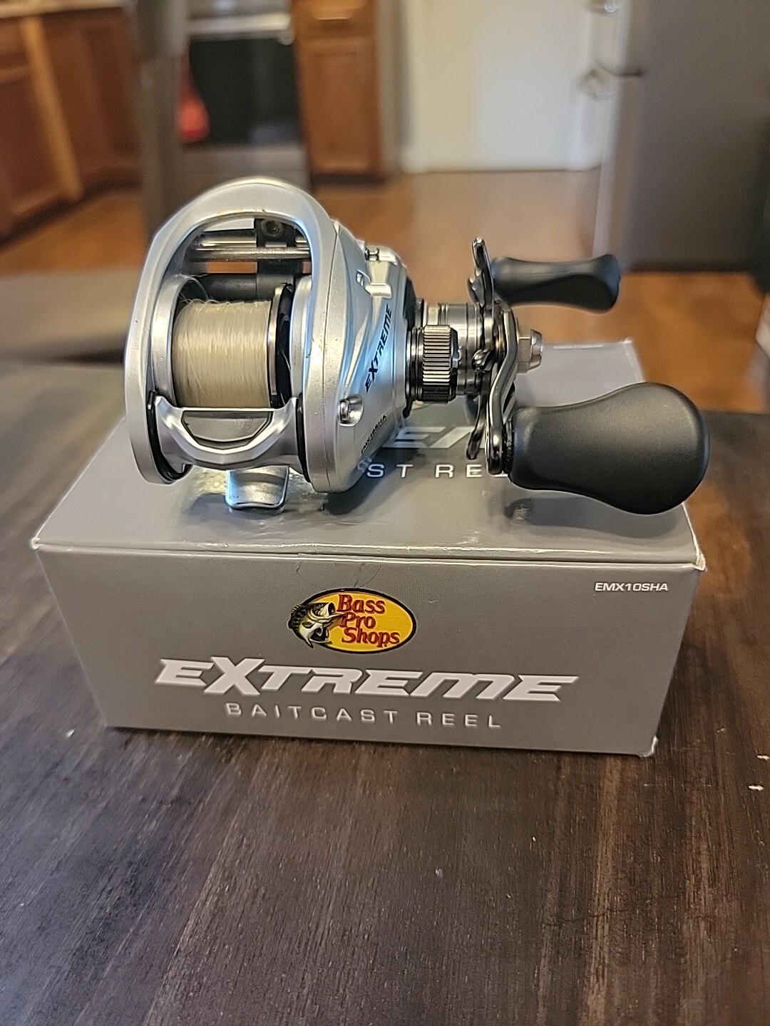 Bass Pro Shops Extreme Baitcast Reel EMX10SHA - Right Hand - 7.5:1 | eBay
