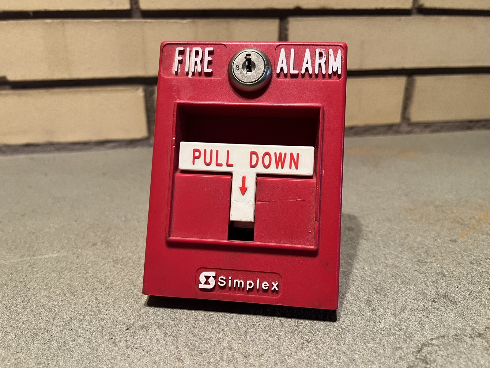 Simplex 2099-9795 Fire Alarm Pull Station Single Action Addressable (No ...