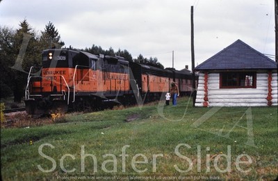 Original Slide Milwaukee Road GP-9's at Pembine WI May 1978 | eBay