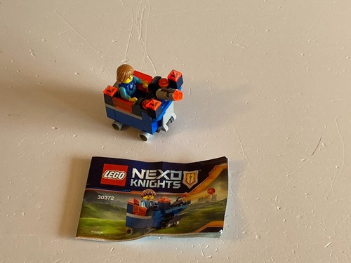 LEGO NEXO KNIGHTS: Robin's Mini Fortrex (30372) - complete with ...