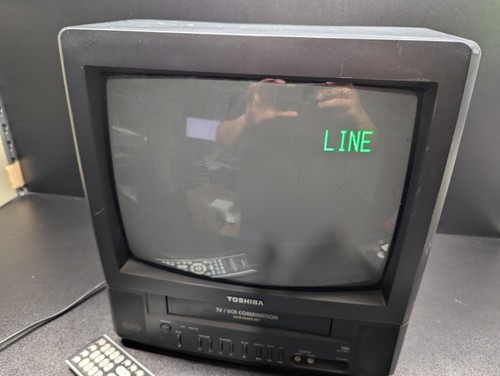 Toshiba MV13M2 CRT TV/VCR Combo 13” Retro Gaming Television / VHS Combo ...