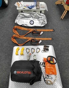SKYLOTEC SEALPAC AGR2001 RESCUE KIT inc Milan Hub A-024 & Kit *NEW ...
