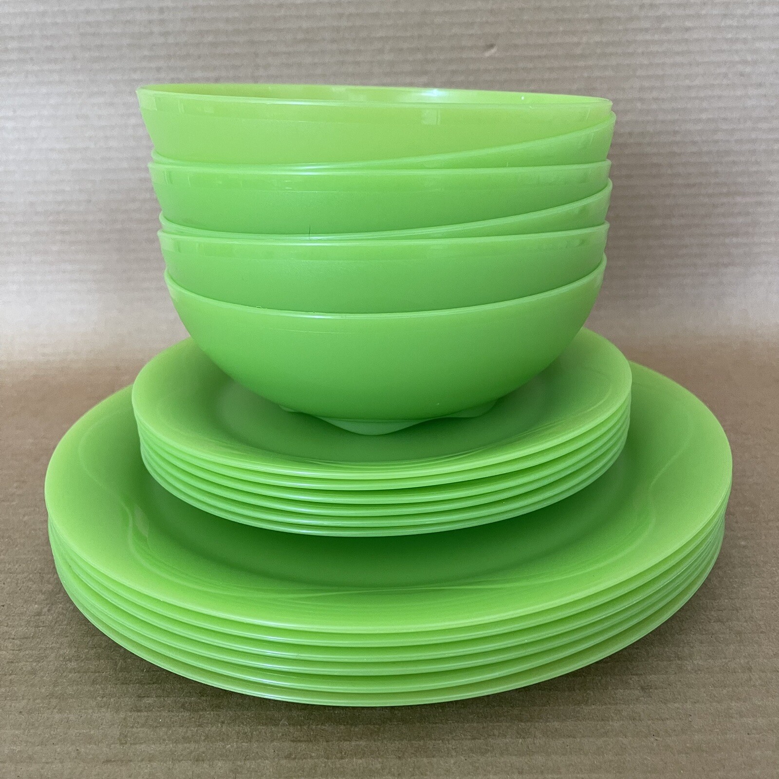 Tupperware Open House Dinnerware 18 Pc. Set (Service for 6) Bowls, Lg ...