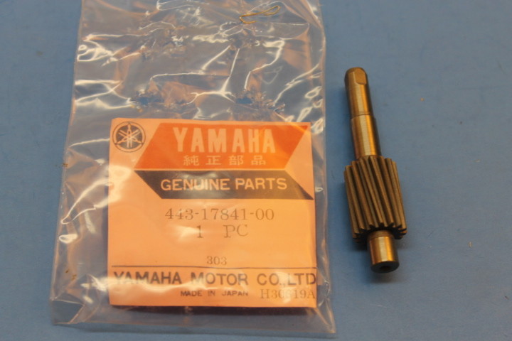 NOS YAMAHA DT175 DT250 DT400 DRIVEN GEAR 15T PART# 443-17841-00-00 | eBay