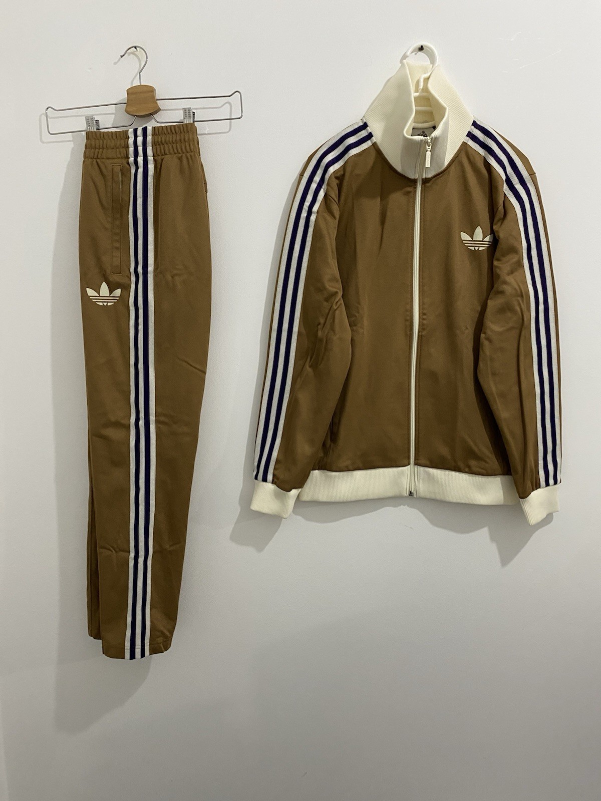 Adidas Originals Adicolor 70s Tracksuit Brown Desert,… - Gem