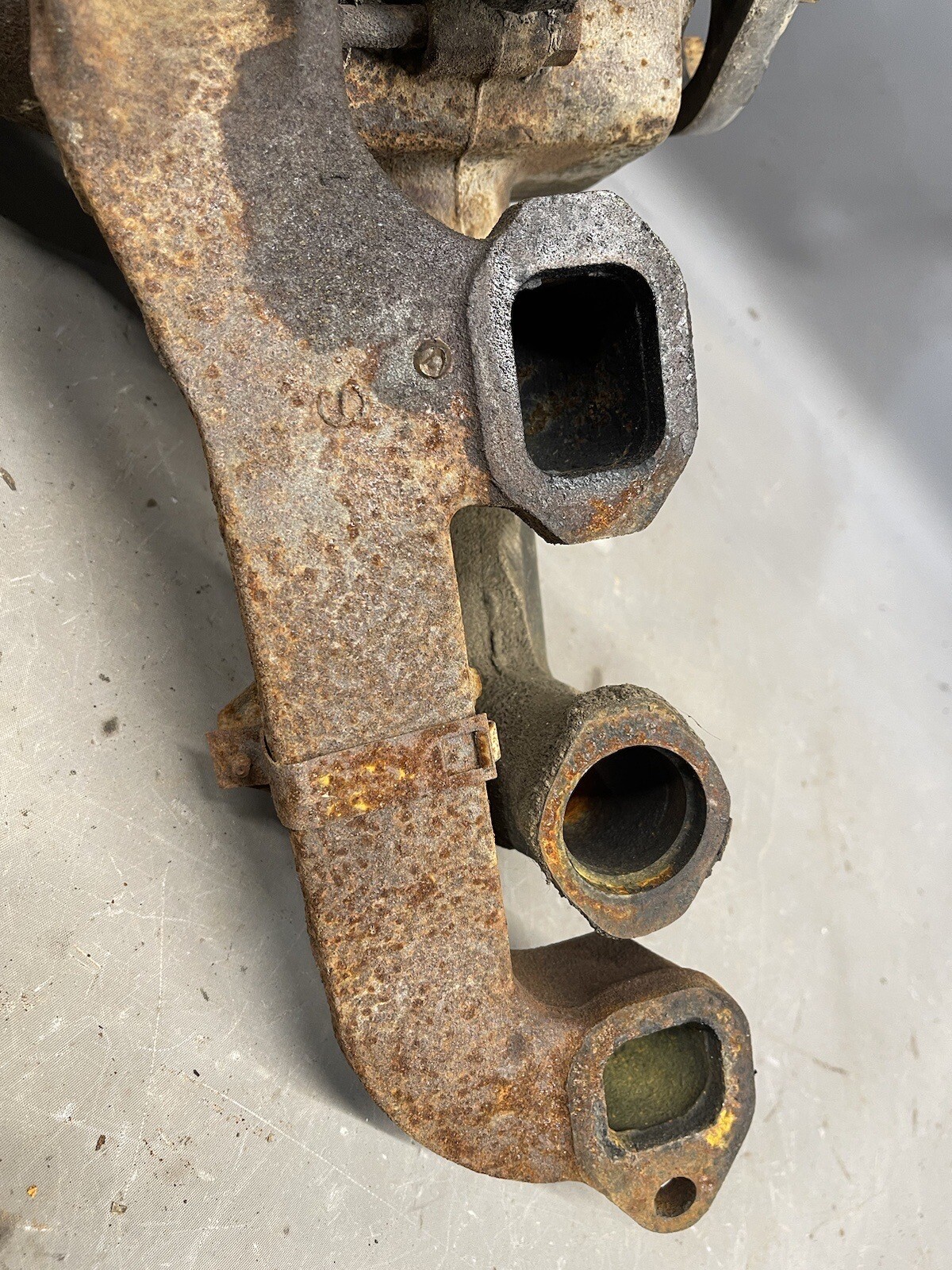 OEM 1950-1962 Chevrolet 235 Exhaust Manifold 3835587 for sale online | eBay