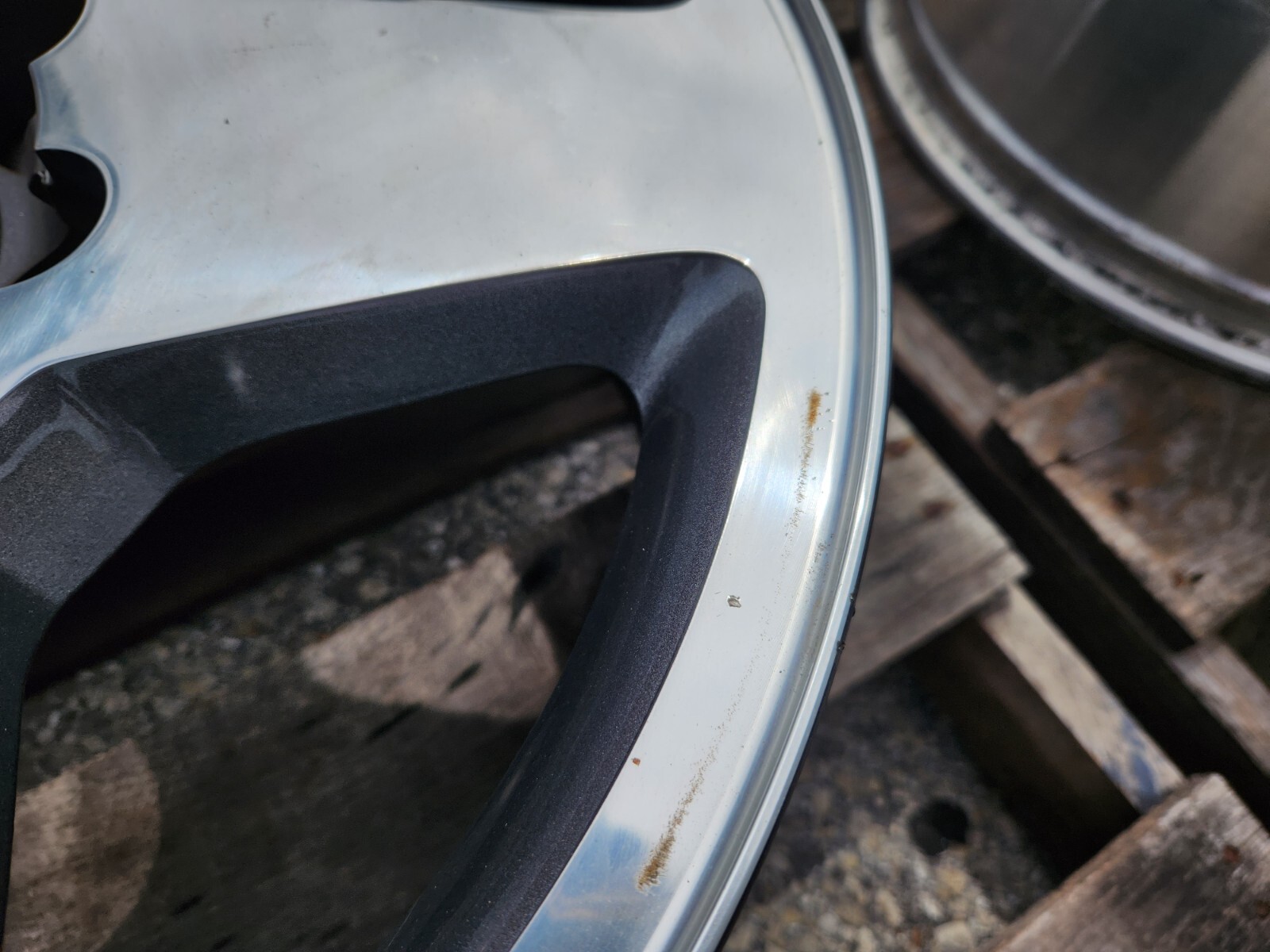 11-15 Sierra Silverado 2500 HD 20x8.5 20" OEM Wheel Pol w/ Charcoal Rim ...