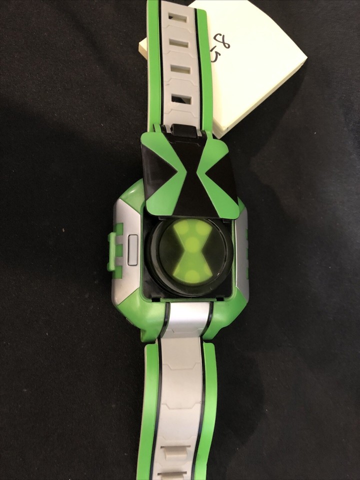 Ben 10 Omniverse Watch Omnitrix Touch V.1 Roleplay Toy Lights Up With ...