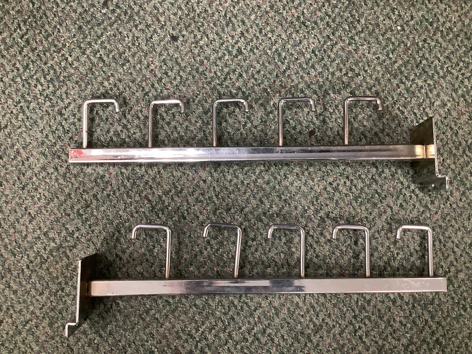 Pair 5 HOOK CHROME TUBING FACEOUT HANGRAIL FIXTURE RETAIL CLOTHING RACK ...