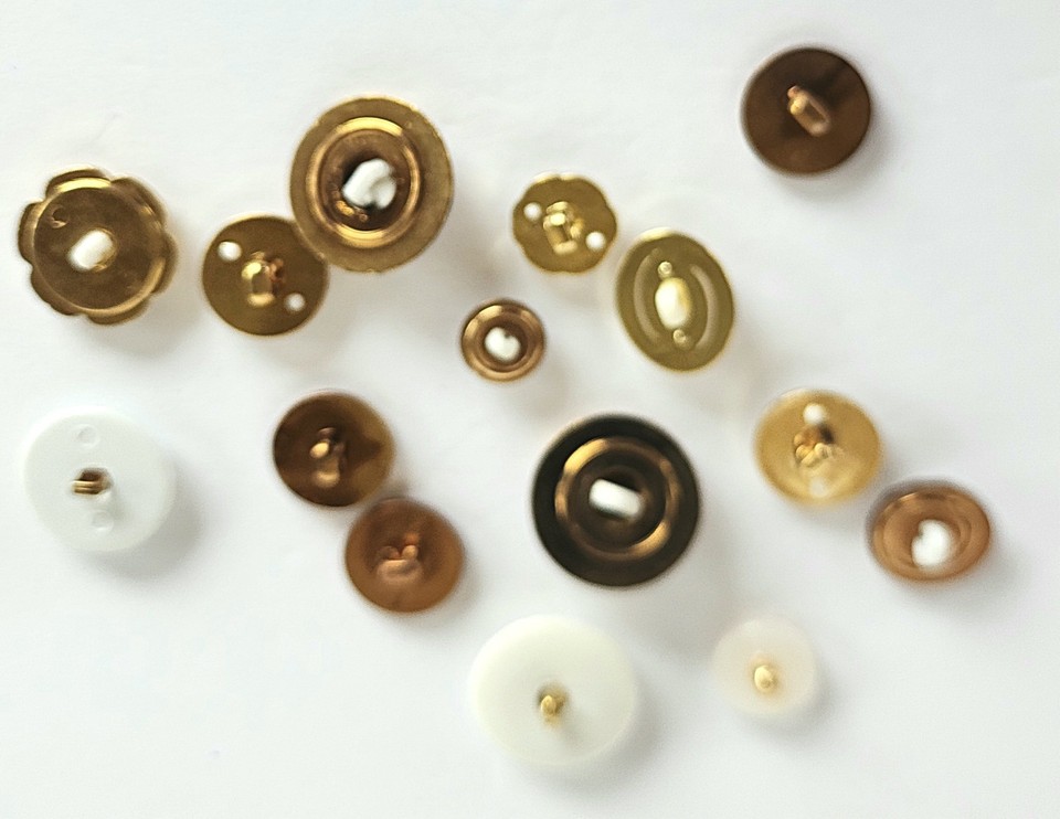Vintage Assorted Designs Women's Gold & White Shank Buttons . Rare ...