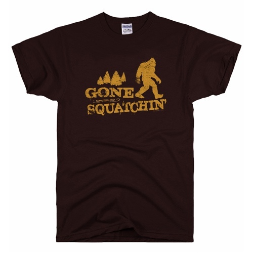 Gone Squatchin' Retro Big Foot hunter YETI vintage Squatching Funny T ...