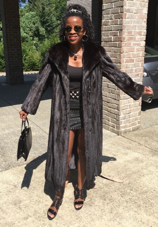 Designer Sorbara Neiman Marcus Full length Female Sable Black Mink Fur ...