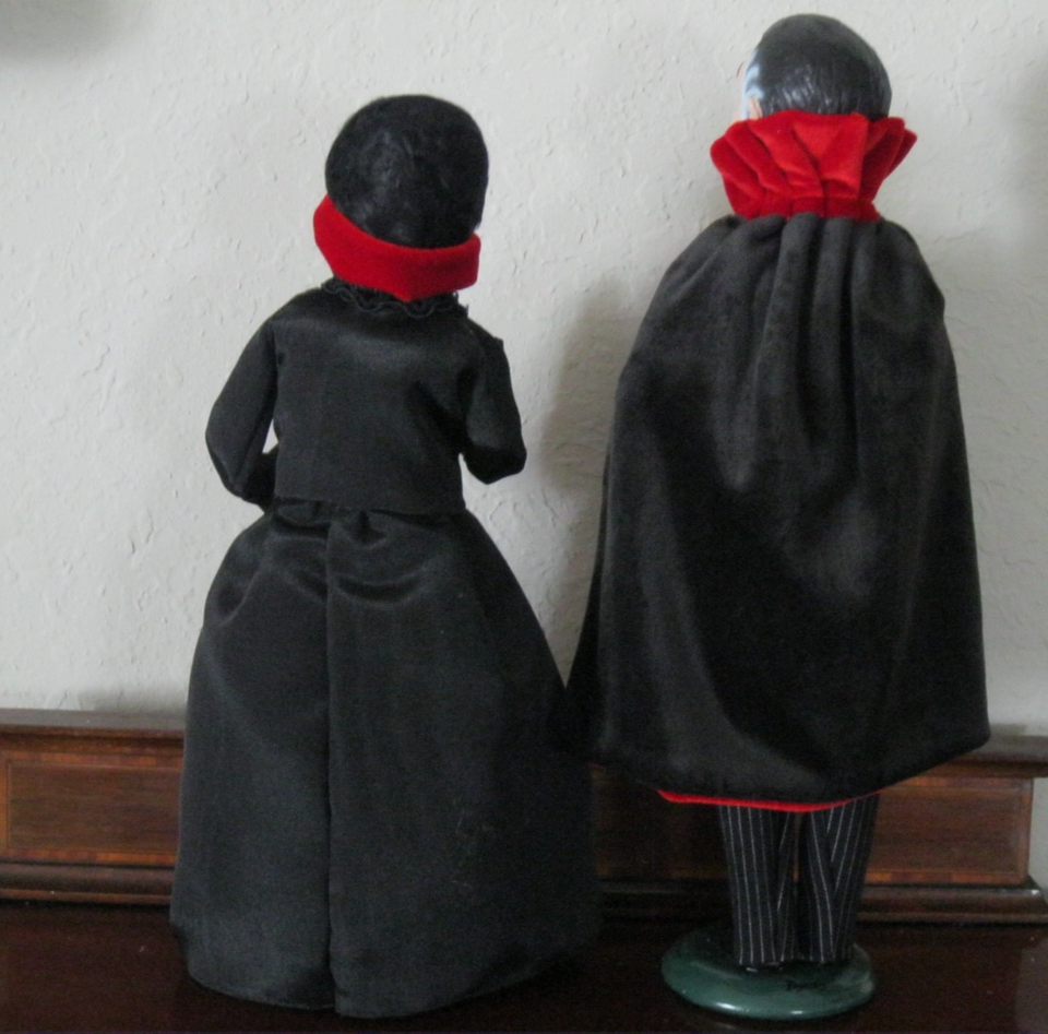 BYERS CHOICE, COUNT DRACULA,& VAMPIRESS HALLOWEEN,SET 2/ 2025, Goblet ...