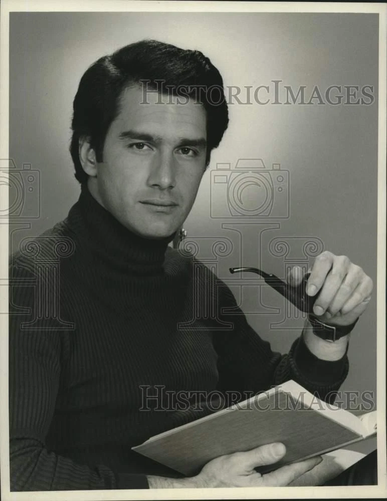 Anthony Herrera Actor