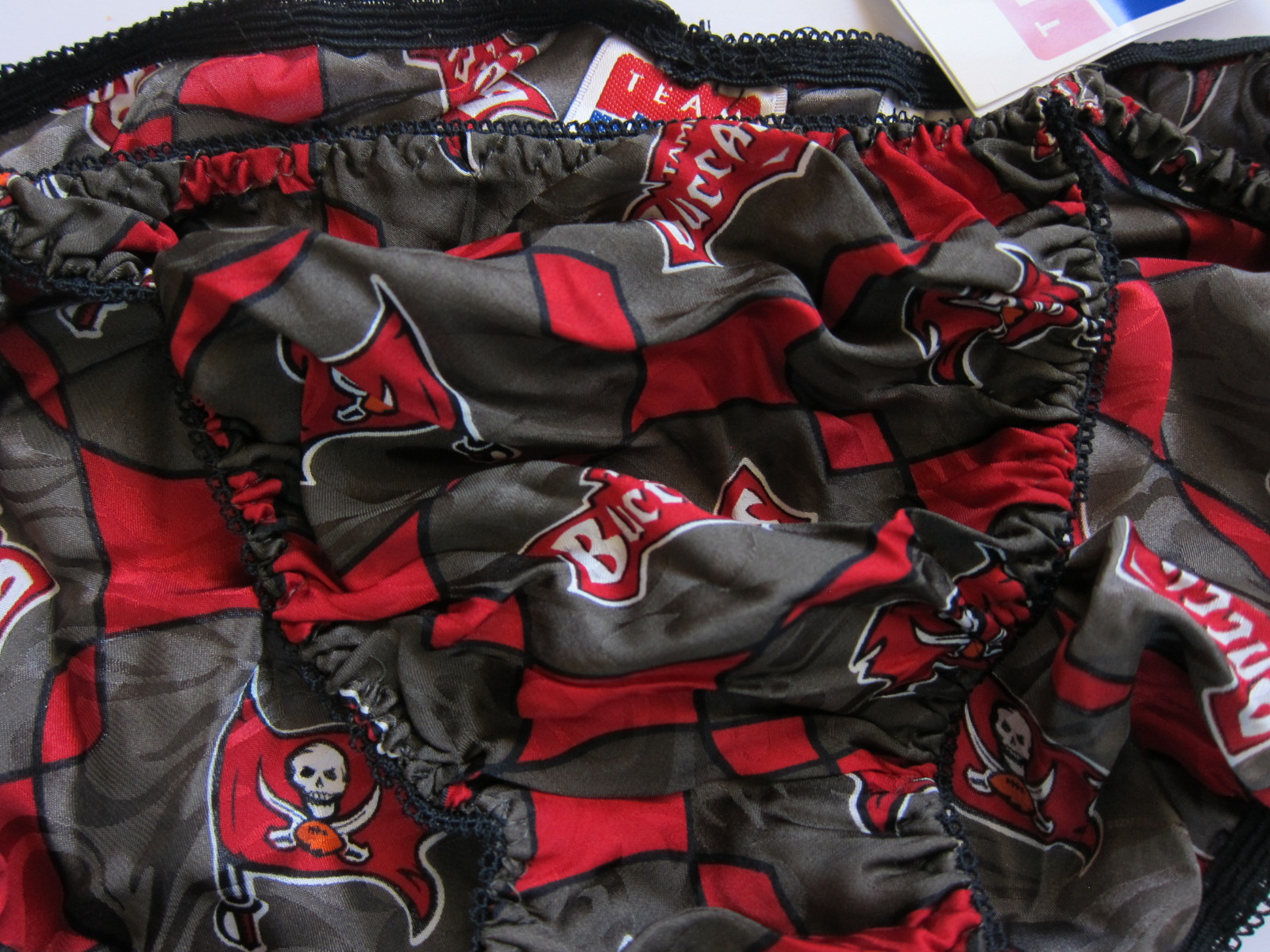 VINTAGE-STYLE NFL Tampa Bay Buccaneers NWT 100% Silk String Bikini ...