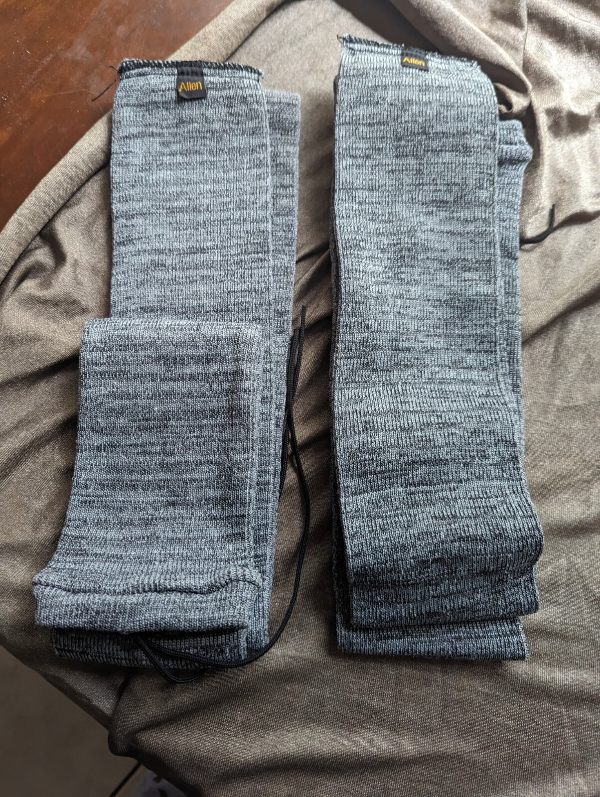 Allen 13160 52-inch Knit Gun Sock - Grey (2) 26509131601 | eBay