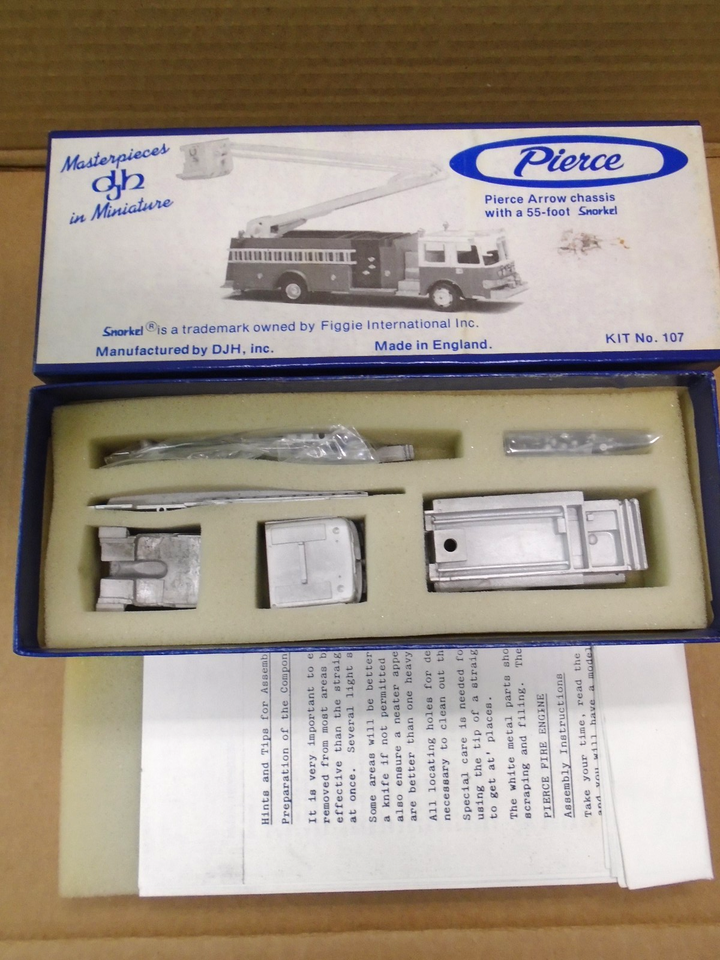 HO SCALE FIRE TRUCK DJH PIERCE PUMPER W/ MOVEABLE WATER CANNON METAL ...