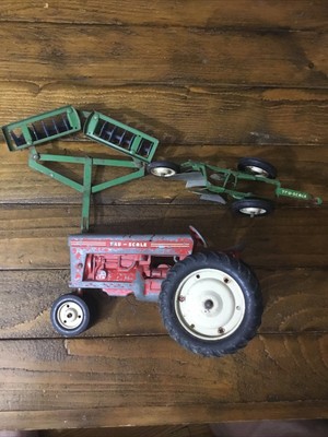 Vintage TRU-SCALE Red Metal Tractor Farming 1/16 Scale, Pull Plow And ...