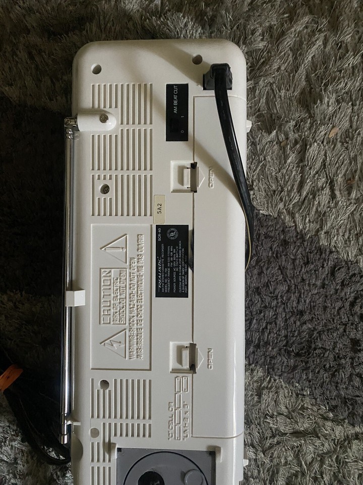 VTG REALISTIC BOOMBOX SCR-40 AM/FM CASSETTE, INTERGRATED HEADPHONES ...