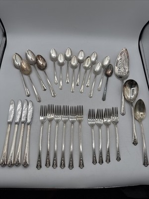 Holmes & Edwards SPRING GARDEN IS Inlaid 1949 Silverware Flatware 31 ...
