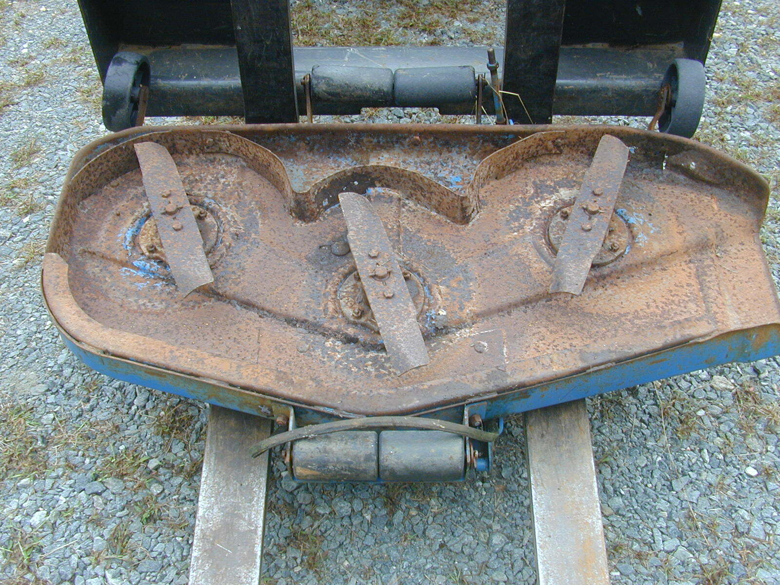 Ford YT16H 42 Inch Lawn Mower Deck RARE! | eBay