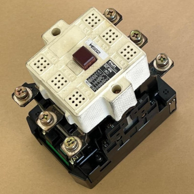 FUJI MAGNETIC CONTACTOR SC-4N (80) SC80AA, 100-127V 50/60HZ DC100-110V ...