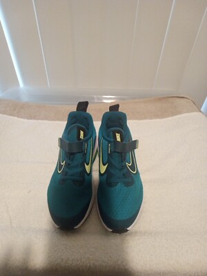 Nike Women's Running Sneakers Green Size 3Y DM 8492-300 Pre Owned | eBay