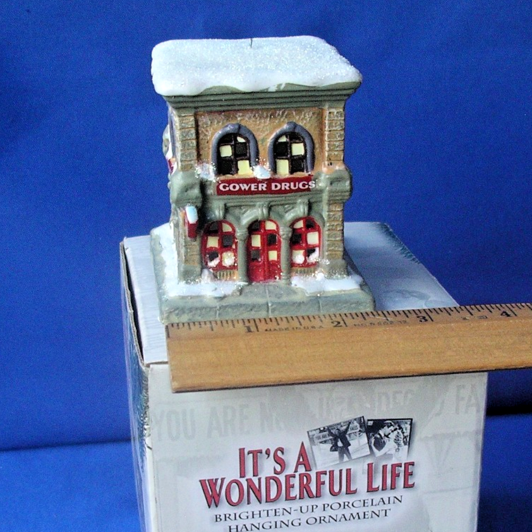 2002 Enesco It's a Wonderful Life Gower Drug Store Light Up Porcelain ...
