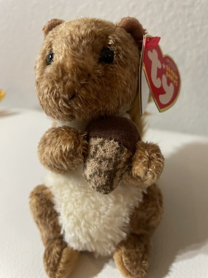 Ty Beanie Babies Squirrel Treehouse Nut Acorn Bushy Tail Mint Tags Born ...