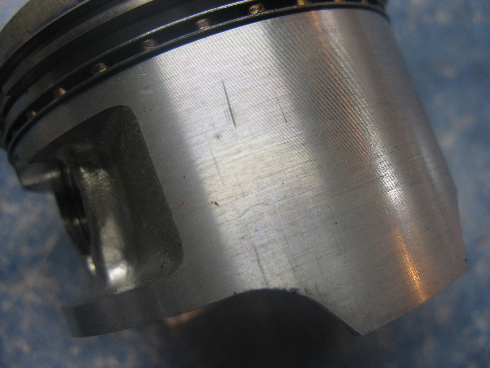 PISTONS 1984 HONDA VF700F INTERCEPTOR VF700 700 84 | eBay