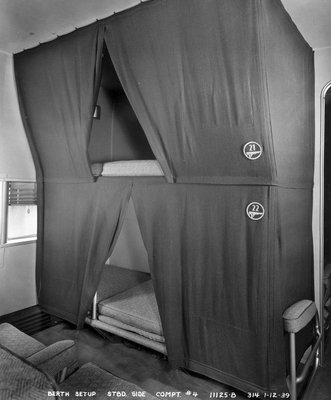 Pan Am Clipper B-314 Airplane Interior berths bunk Flying Boat 1939 ...