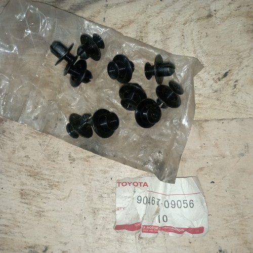 NOS Toyota Genuine Clip Lexus LS400 Celica Starlet 90467-09056 | eBay